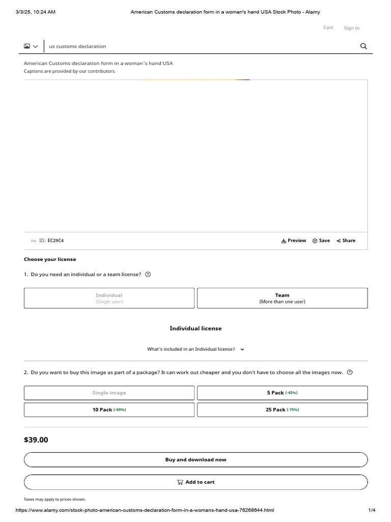 American Customs Declaration Form in A Woman's Hand USA Stock Photo ...