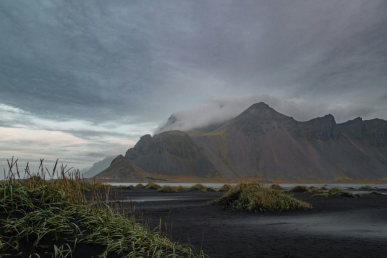 Karsten Winegeart 9DyNN - Yz2yk Unsplash | PDF