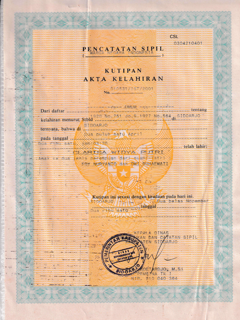 Akta Kelahiran Clarisa | PDF