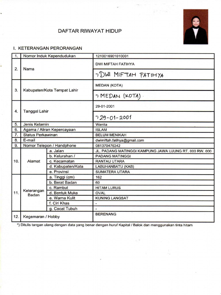 Daftar Riwayat Hidup Dwi | PDF