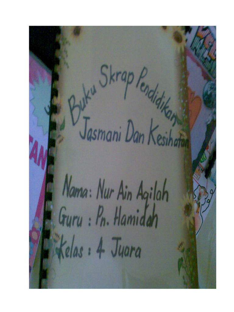 Contoh Buku Skrap | PDF