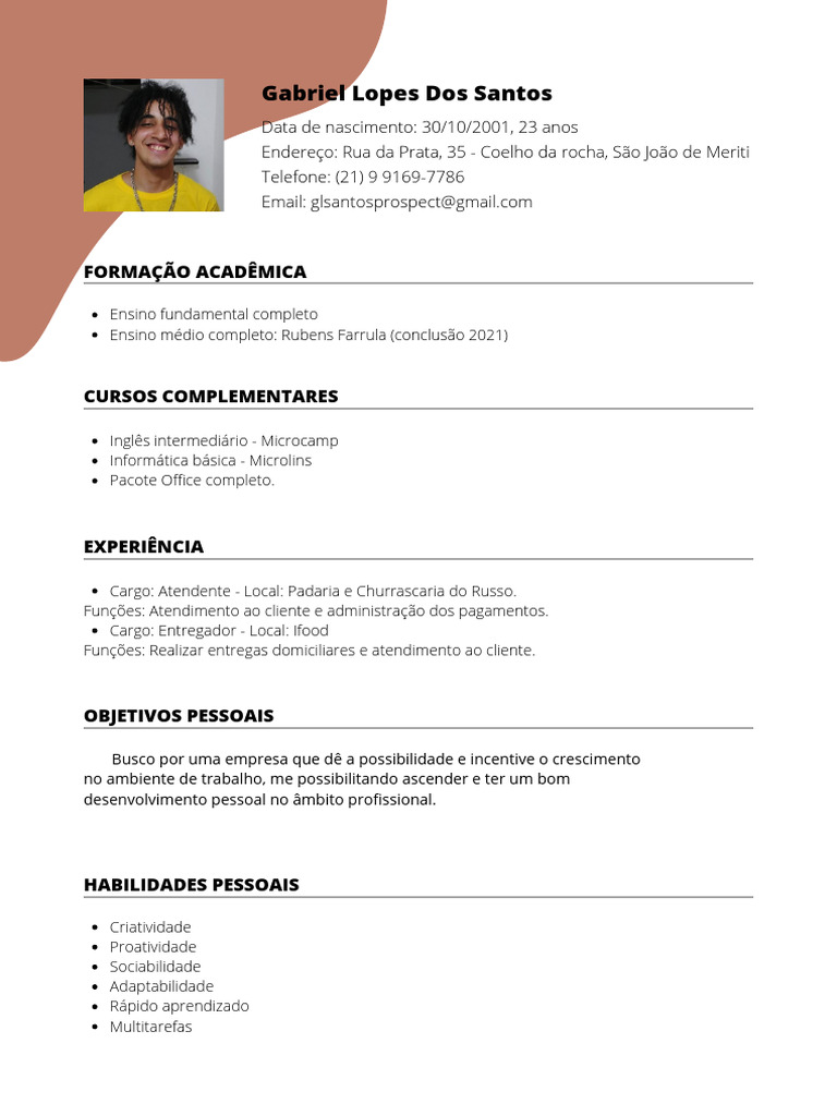 Cópia de Currículo Simples Profissional - Formação, Experiência, Cursos ...