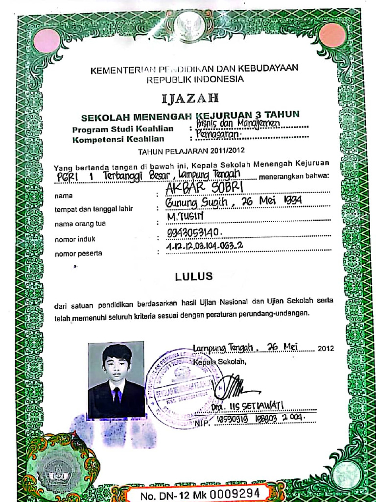 CV Lamaran Kerja Akbar | PDF