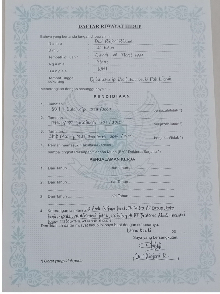 Lamaran Kerja Devi - Compressed | PDF