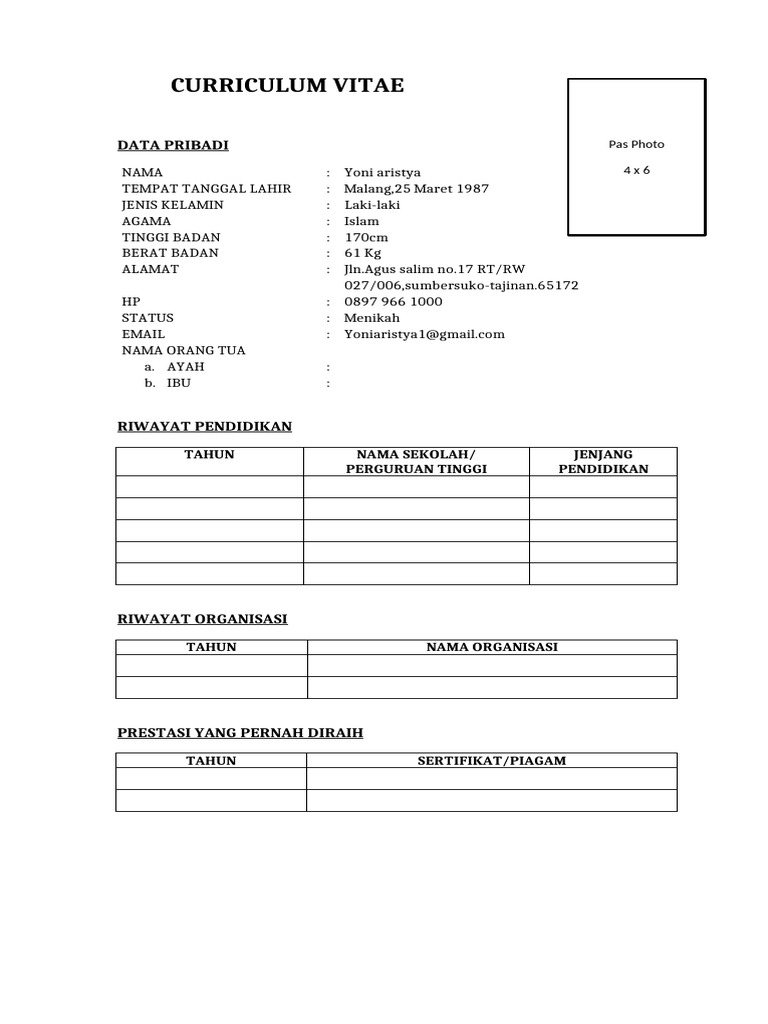 CV Yoni Aristya: Data Pribadi dan Pendidikan | PDF