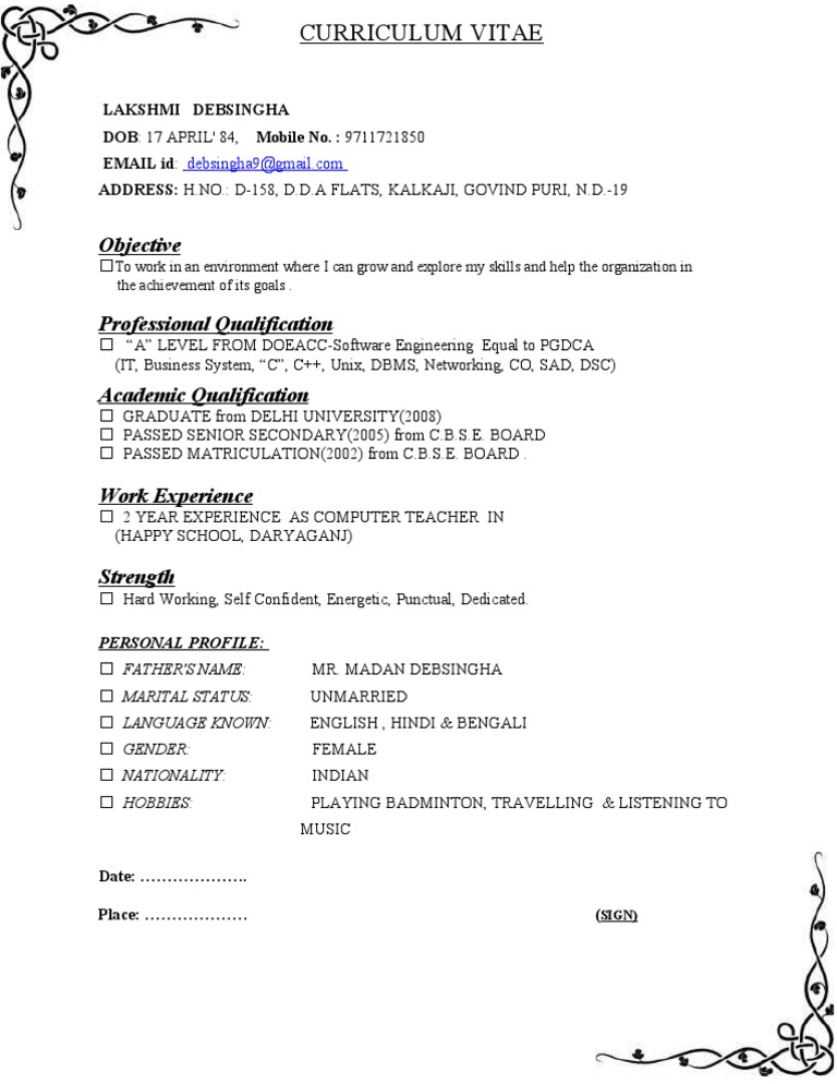 CV With Border Design | PDF | Behavior Modification | Cognition