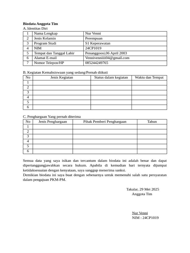 Biodata Anggota Tim Nur Venni S1 Keperawatan | PDF