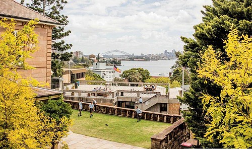 A Bush Classroom - Australian Country | Everand