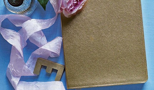 How To Plan Your Wedding At Work (without Getting Fired) - The Knot New ...