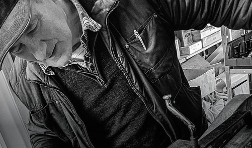 RECREATING An ICON - NZV8 | Everand