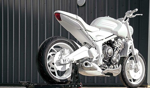 Triumph Reveal Their New Entry Level Middleweight - Fast Bikes | Everand