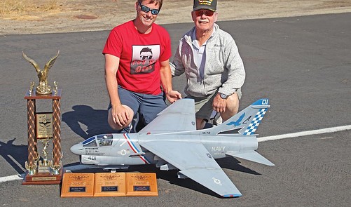 Building A Competition Worthy Scale Cockpit - Model Airplane News | Everand