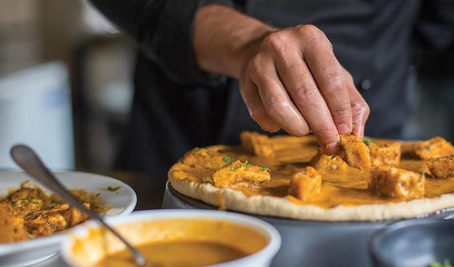 Dosas Vadas Dhal & Darshini - National Geographic Traveller Food | Everand