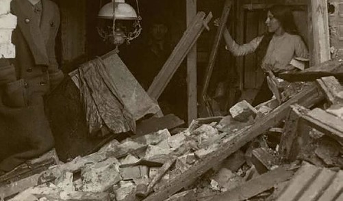 Records Of WW1 Air Raids Go Online - Who Do You Think You Are? | Everand