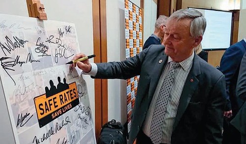 TWU And Industry Mourn Passing Of Alex Gallacher - Deals On Wheels ...