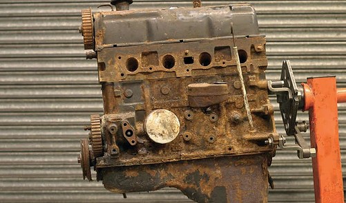 How To Pinto Engine Rebuild - Classic Ford | Everand