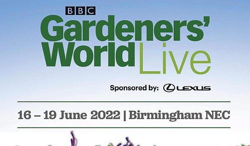 Meet Your Garden Experts - BBC Gardeners' World | Everand