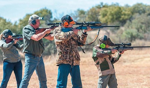 Sa Jagters-takke: ’n Suksesverhaal! - SA Hunter/Jagter | Everand