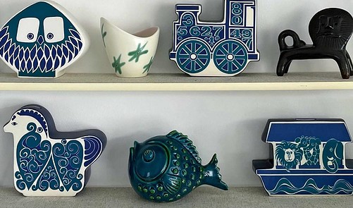 Carlton Ware Money Boxes - Homes & Antiques | Everand