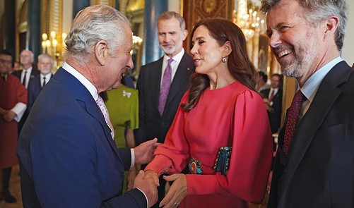 Royalty And Dignitaries From Around The World Attend Glittering Party ...