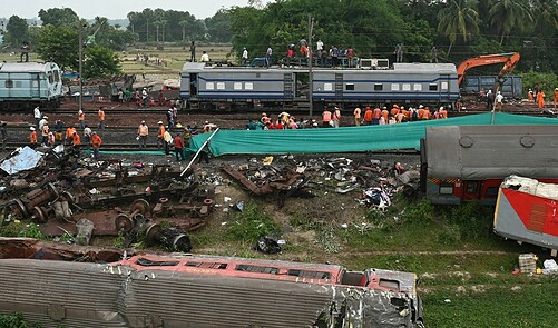 A Man Searches Desperately For His Nephew, Who Is Missing After India's ...