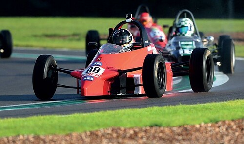 New Heroes Of FF1600 Series For Pre-’93 Cars - Autosport | Everand