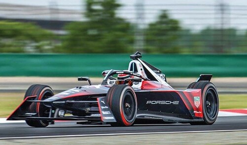 Porsche Commits To FE Throughout Gen4 Lifespan - Autosport | Everand