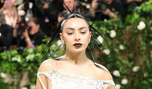 Charli XCX On Why Relationships Between Women Are ‘Super Complex’ - The ...