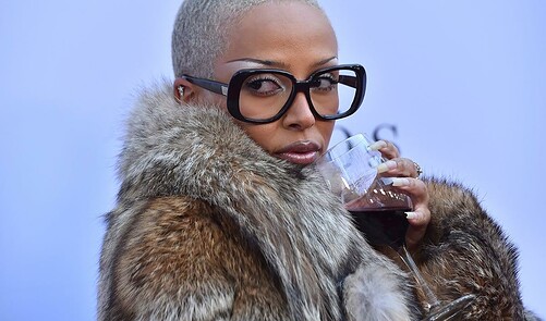 Doja Cat Denies Being Engaged To Stranger Things Star In Deleted Tweet ...