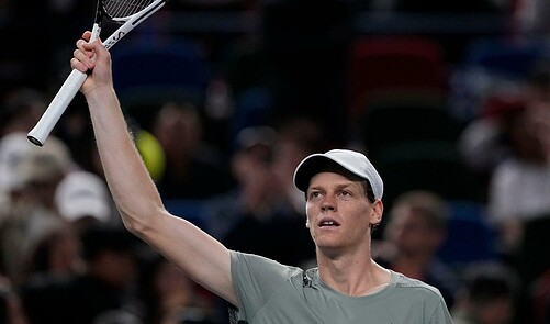 Jannik Sinner Seals Year-end Top Spot After Reaching Shanghai Masters ...