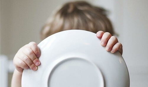 10 Bad Feeding Habits To Avoid - Your Pregnancy | Everand