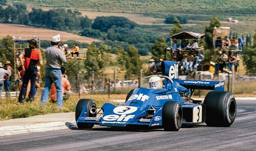 Wurz Working On Rwandan F1 Circuit - Autosport | Everand